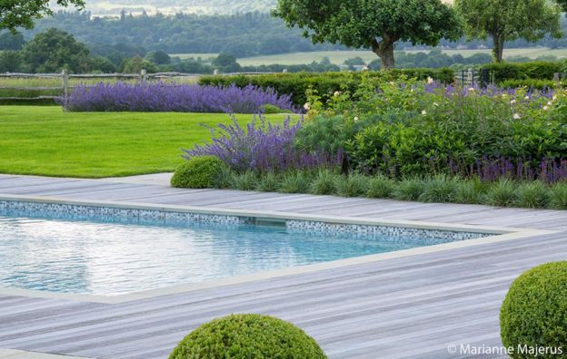 Surrey Serene - Acres Wild Contemporary Country Garden