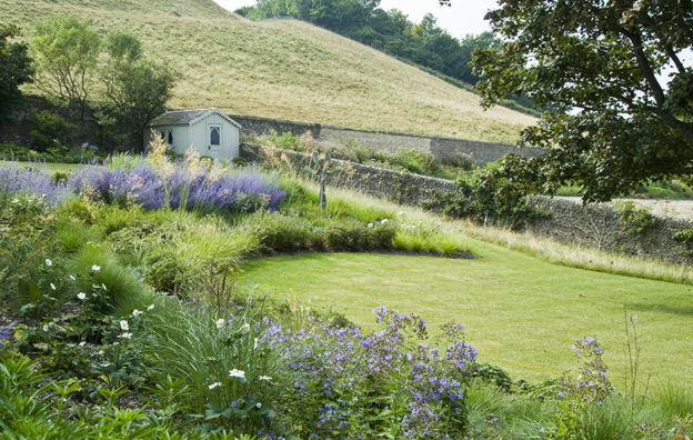 Acres Wild Isolated Idyll - Country Garden Designers in Sussex